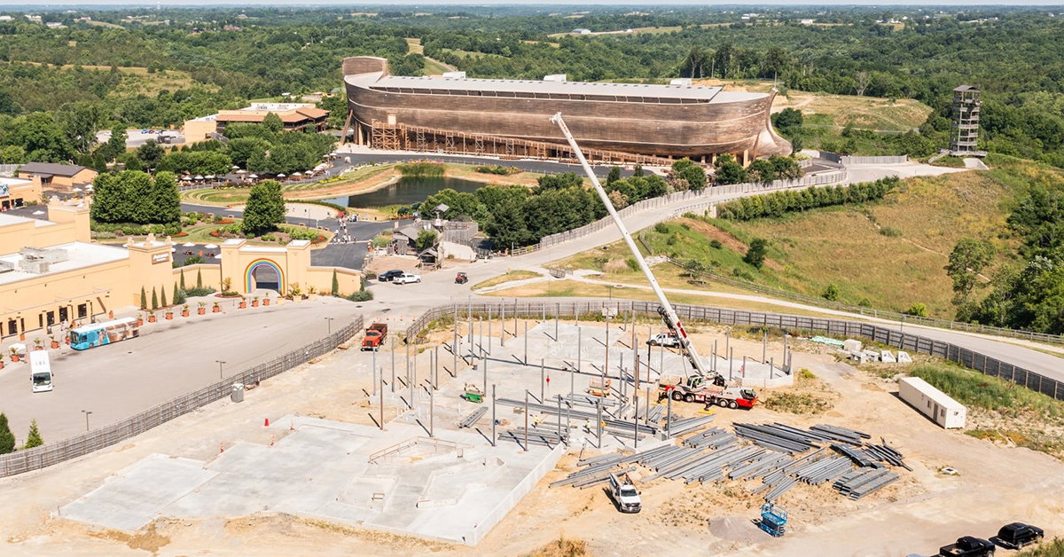 The Beams Go Up for the Jerusalem Building | Answers in Genesis
