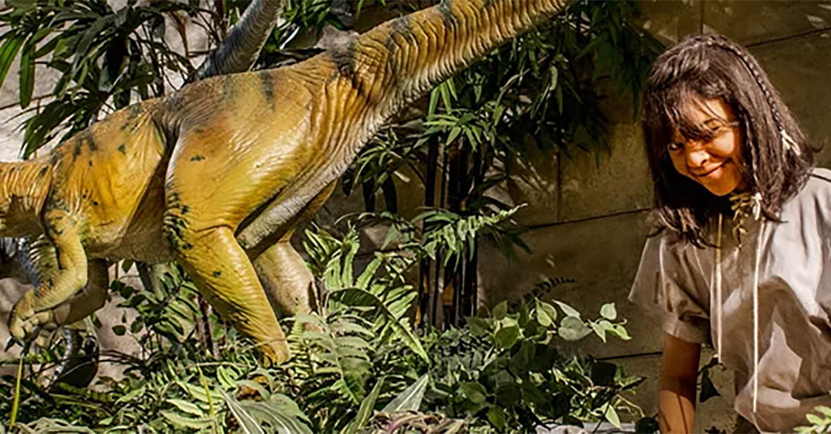 Were There People Alive When Dinosaurs Roamed the Earth?